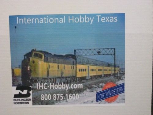 HO IHC CHICAGO & NORTHWESTERN ALCO C628 LOCOMOTIVE 3 CNW PASSENGER CARS ...