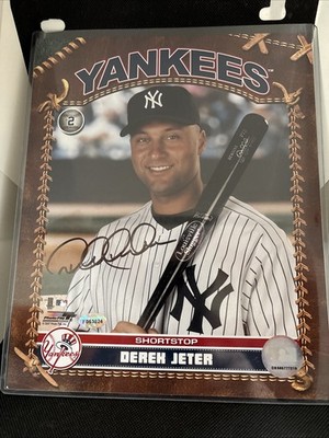 Derek Jeter New York Yankees Autographed 8 X 10 Photo with COA | eBay
