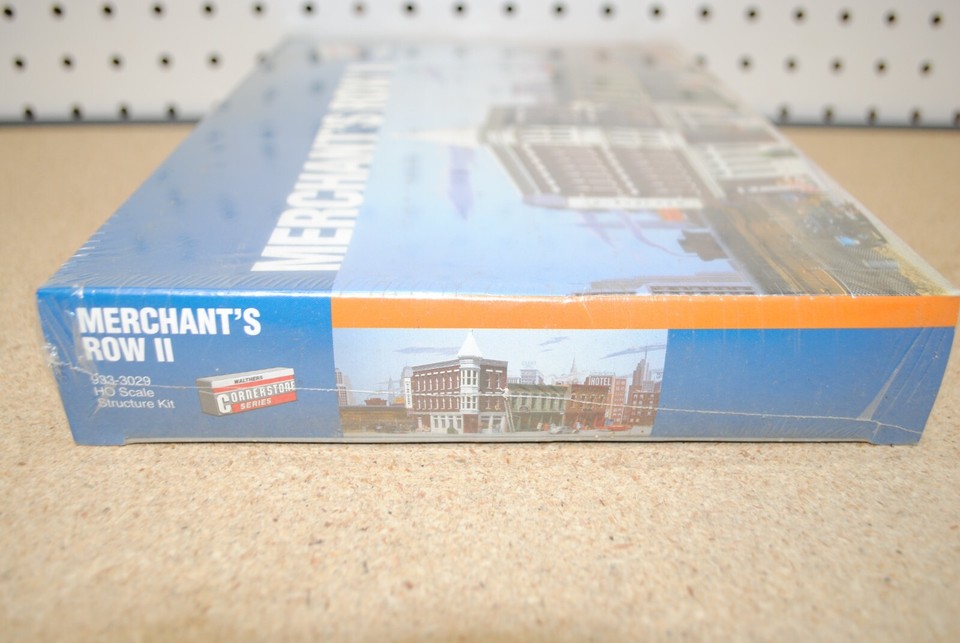 Walthers Cornerstone 933-3029 Merchant's Row II Building Kit *HO-Scale ...
