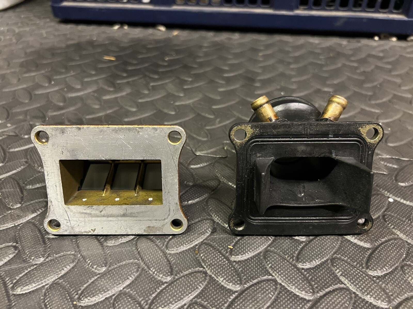 suzuki rg 125 fun Reed Block And Manifold | eBay UK