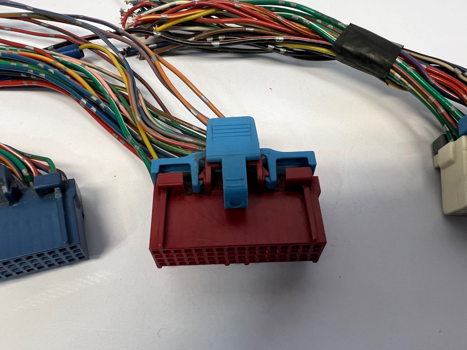 1996 Isuzu Trooper V6 3.2L 4x4 ECM ECU Wiring Harness Plug Connector ...