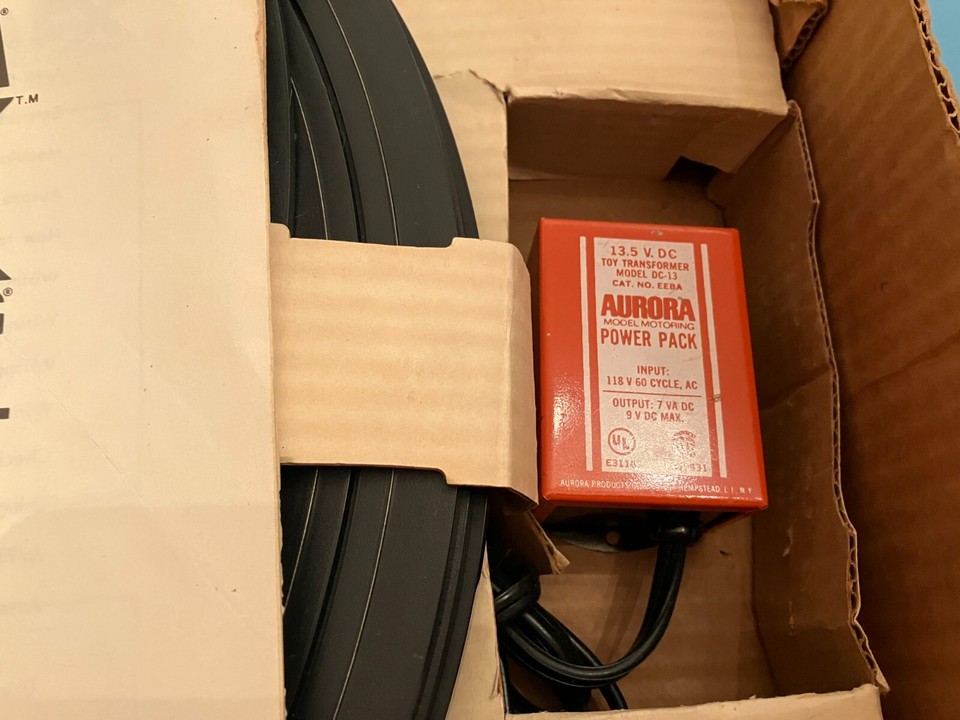 AURORA AFX PIT ROW SPECIAL RACE SET, STIRLING MOSS TABLE TOP THUNDERJET ...