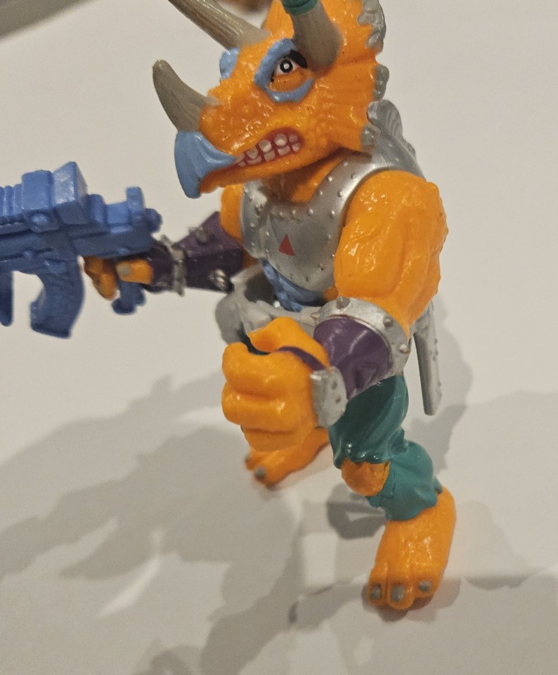 TMNT TRICERATON 1990 Teenage Mutant Ninja Turtle Good Condition! motu7 ...