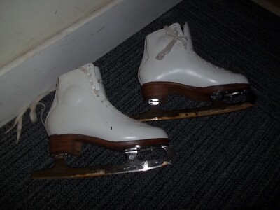 Celebrity Czech Republic Womens Figure Skates MK Club 2000 Blades Size ...