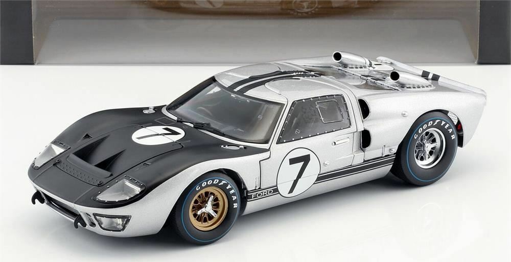 Silver Gt40