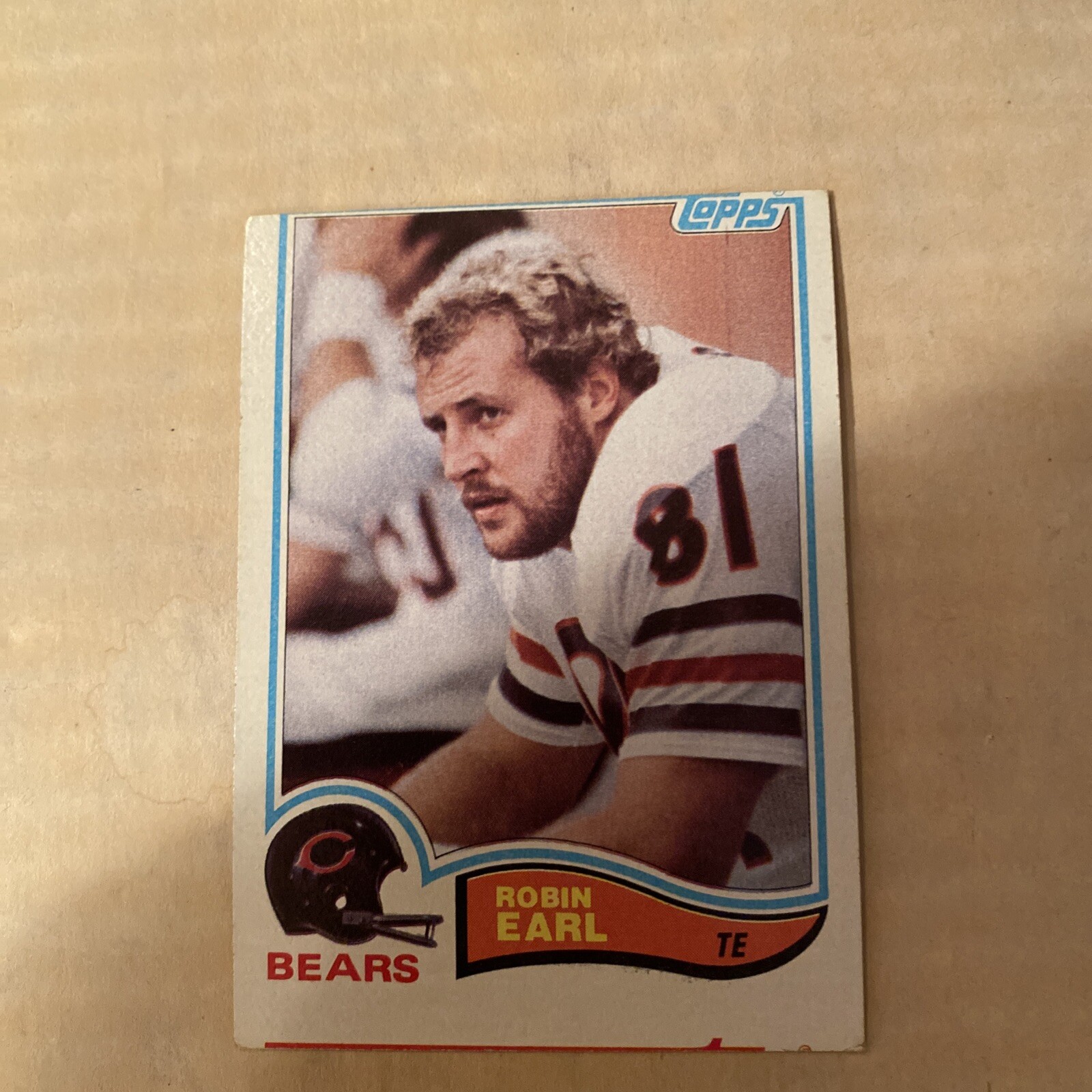1982 Topps NFLPA Trading Card Chicago Bears #294 Robin Earl Off Center ...