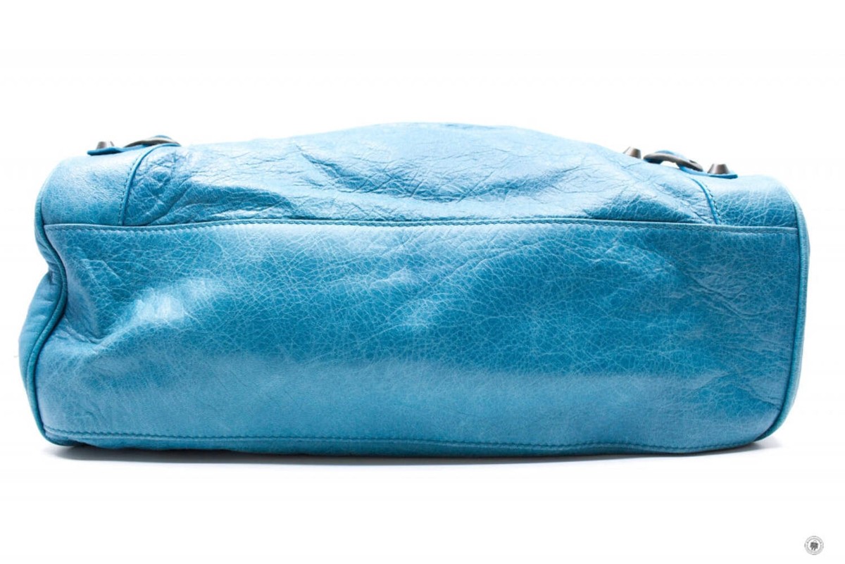 Used Balenciaga 235216 D94JT Small Stud Velo Blue Lambskin Used Balenciaga 235216 D94JT Small Stud Velo Blue Lambskin