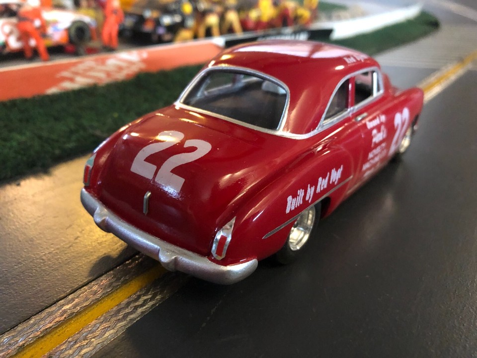 Nascar Champion Oldsmobile 1949 Red Byron resin slot car 1/32 scx ...