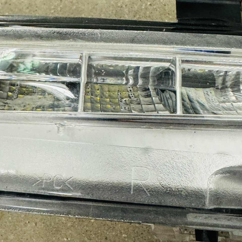 2015-2023 Chrysler 300 Mopar Left Turn Signal Light OEM | eBay