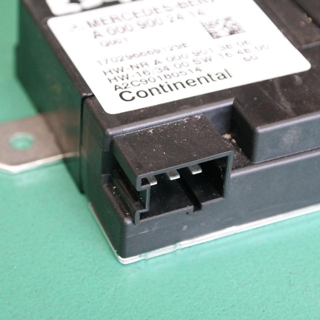 Mercedes-Benz C W205 Fuel Pump Control Unit A0009002414 Genuine for ...
