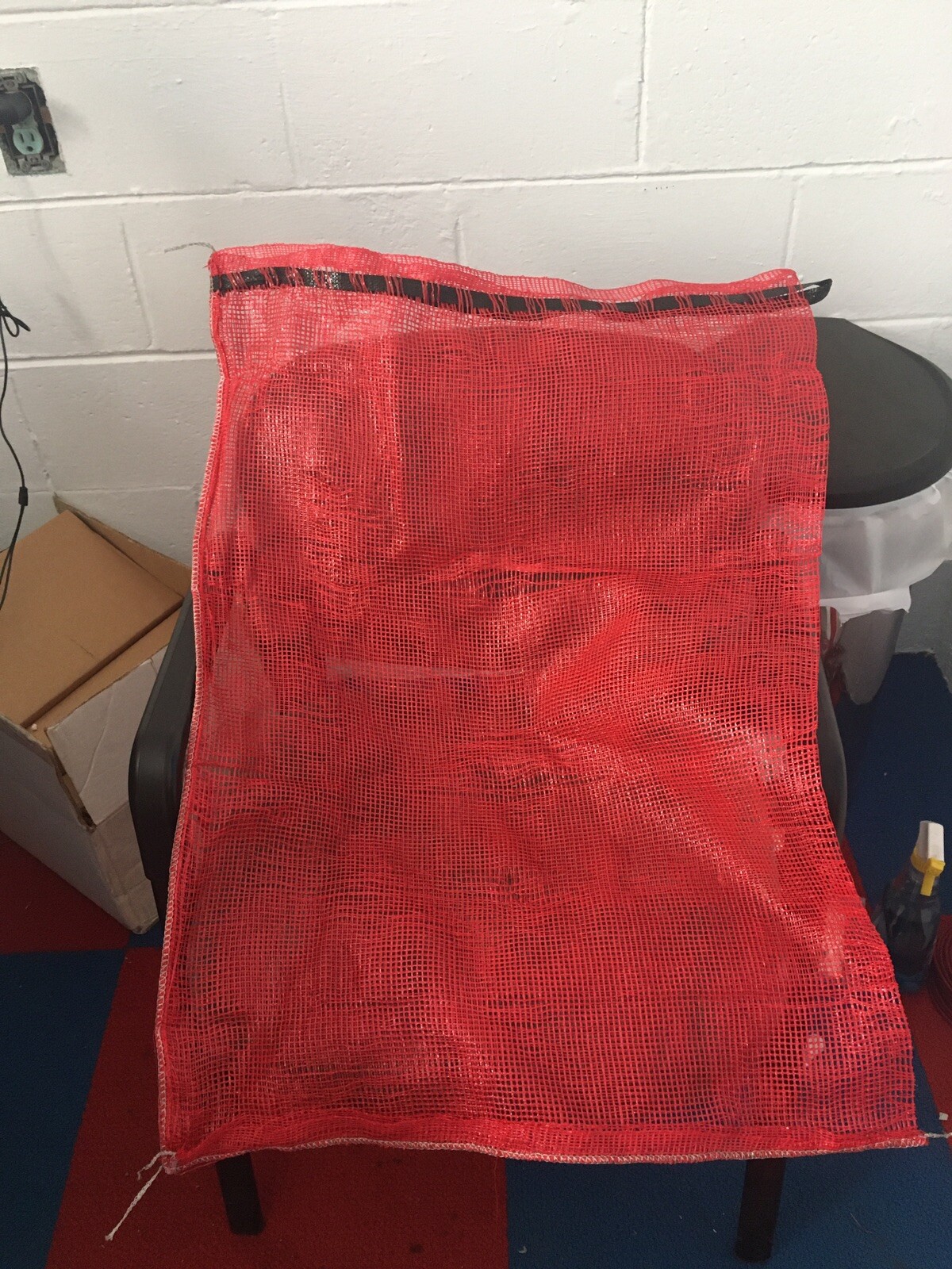 50 NEW Red mesh bag w drawstring produce onions potatoes oysters ...