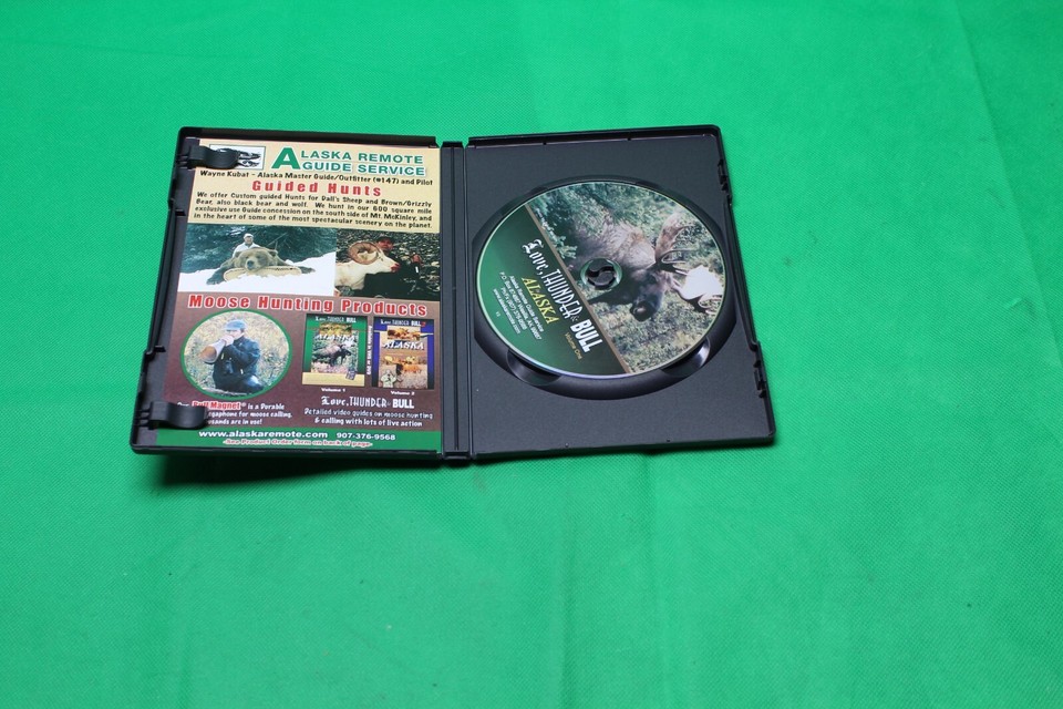 Alaska moose Call hunting Calling Love Thunder & Bull Alaska moose ...
