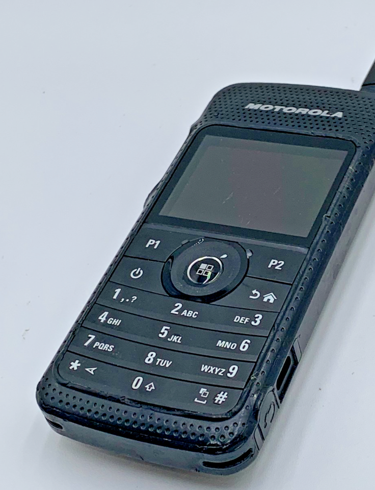 Motorola SL7550 MotoTRBO UHF R1 403-470Mhz AAH81QCN9NA2AN See Photo ...