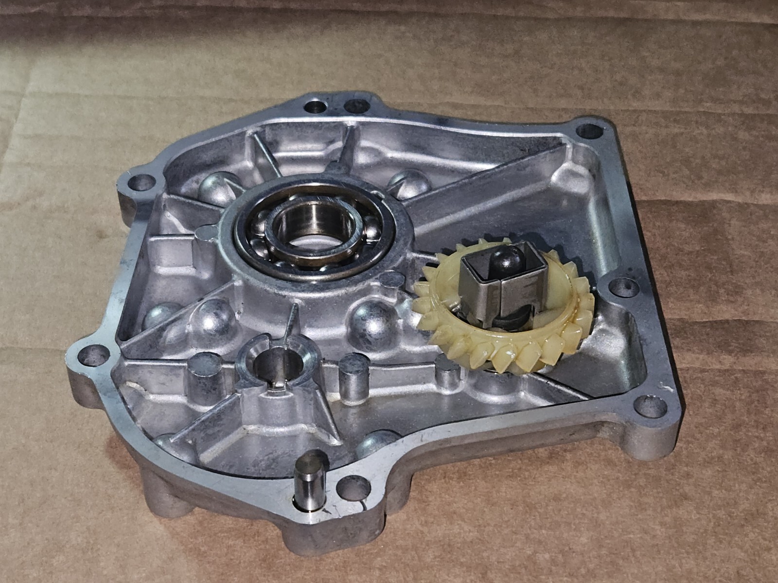 KV ONAN Microlite COVER BEARING GOVERNOR GEAR ASSEMBLY185-5118 185-3674 ...