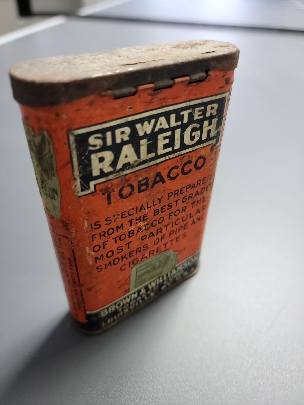 VINTAGE SIR WALTER RALEIGH PIPE & CIGARETTES SMOKING TOBACCO TIN | eBay