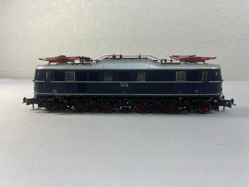 Roco Gauge H0 43729 Electric Locomotive E 18 06 of The DB | eBay
