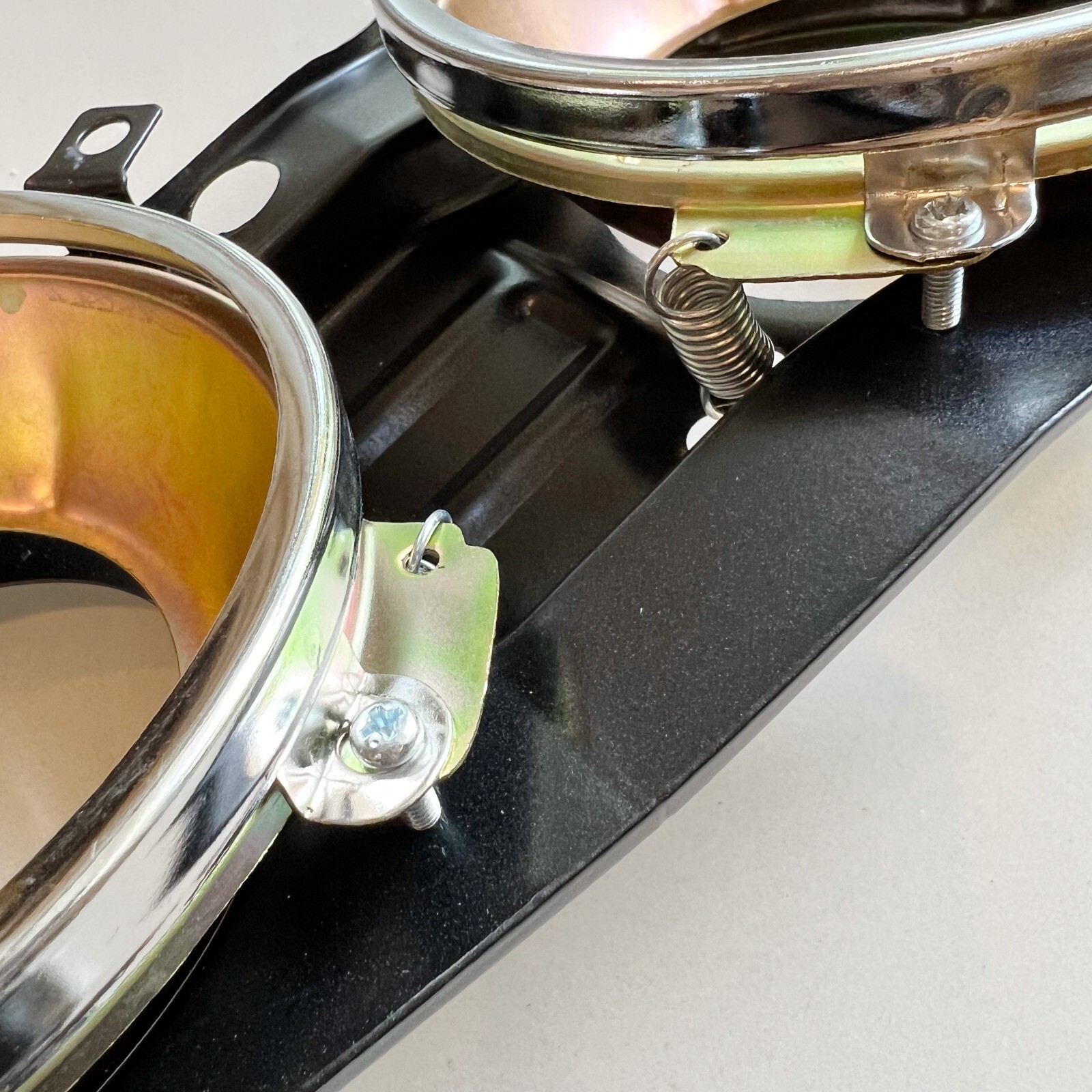 1972-1978 Toyota Hilux RN20 RN25 Pickup Headlight Bucket Housing ...