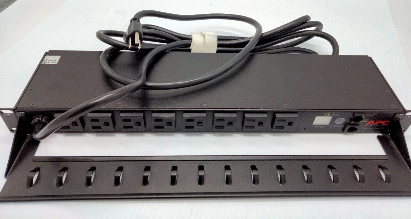 APC AP7900 Switched Rack 8 Outlet 12ft Cord PDU Power Distribution Unit ...