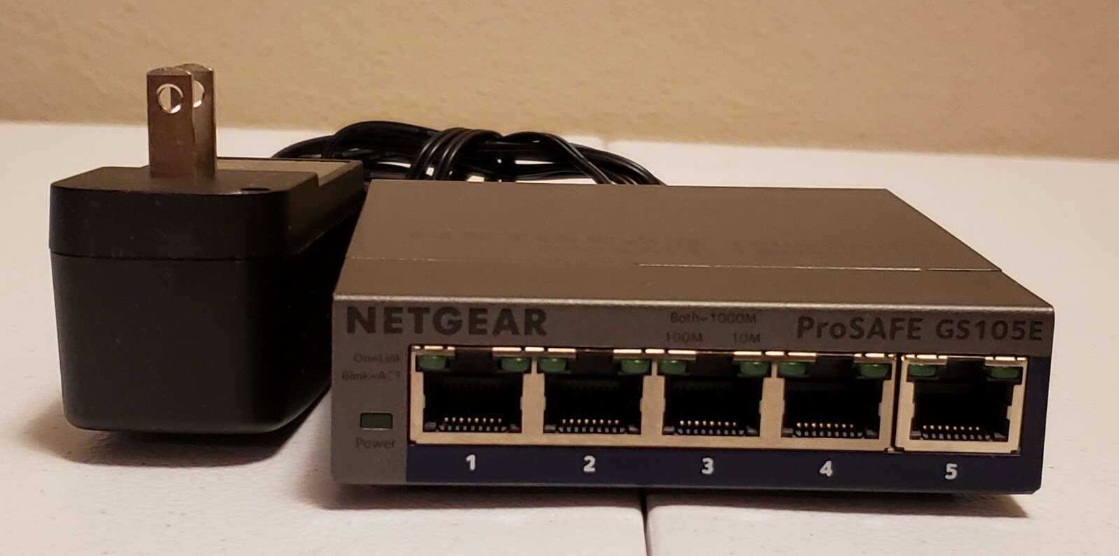 Netgear Prosafe Plus 5 Gigabit Ports External Ethernet Switch GS105Ev2 ...