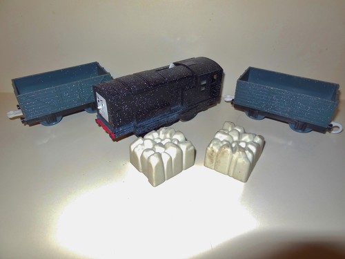 TOMY TRACKMASTER MOTORIZED THOMAS TANK ENGINE DEVIOUS DIESEL RAILROAD ...