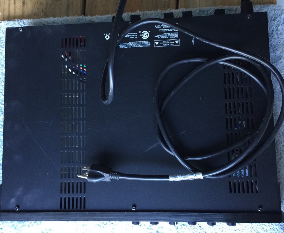 Crown 660A Professional 6 Channel 100V 160-OHM Power Amplifier Rack ...