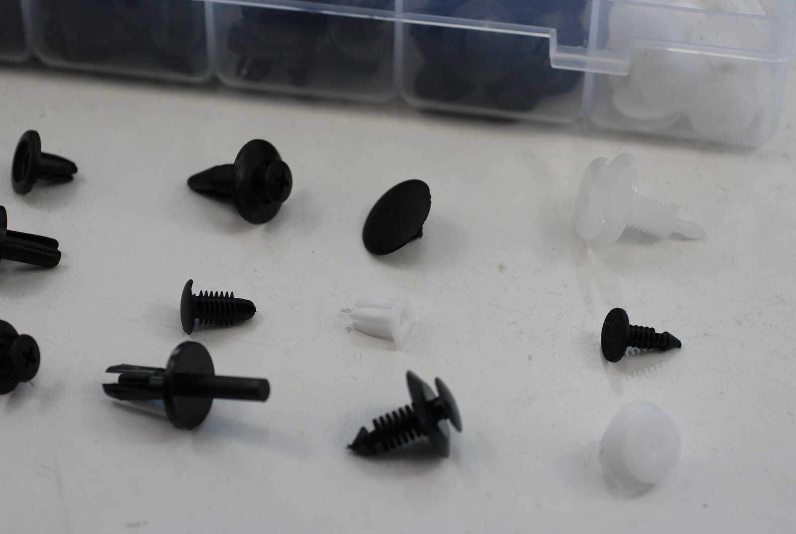 466 pcs Plastic Car Body Push Pin Rivet Fasteners Trim Moulding Clip ...