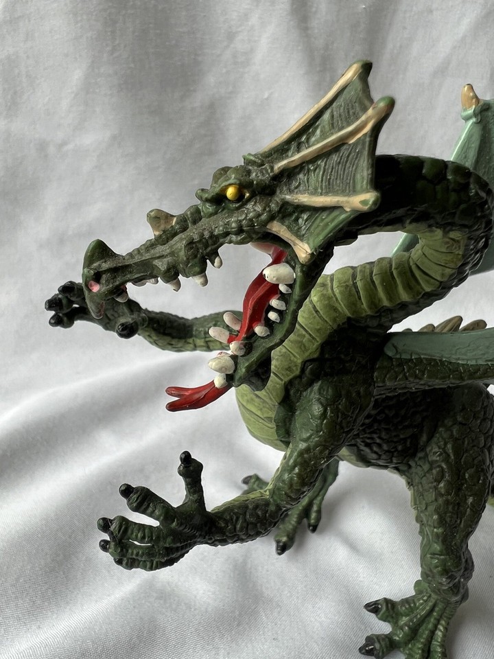 Plastoy Medieval Battlefield GREEN DRAGON Figure Figurine Safari Ltd | eBay