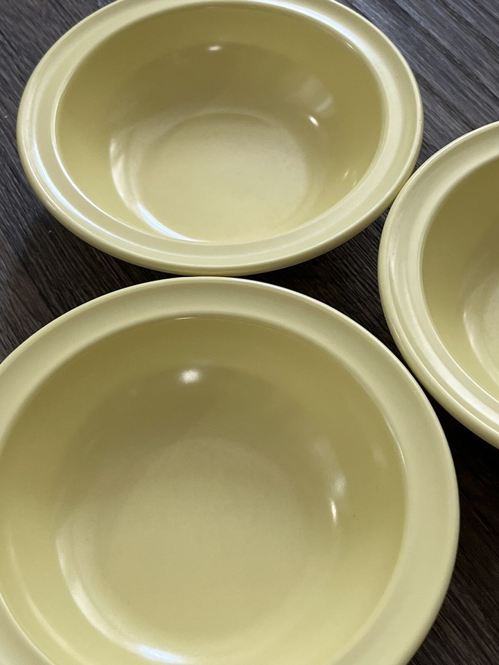 Prolon Ware 9943 Vintage Set of 5 Melamine Yellow Stacking Bowls | eBay