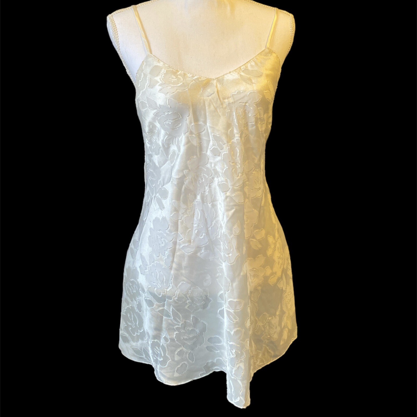 Victoria's Secret Vintage White Floral Slip Dress Nig… - Gem