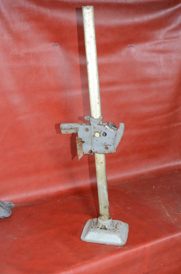 Vtg 1968-72 Chevy Bumper Jack Hook 6" Base 29" Mast Axle Lift Chevrolet ...