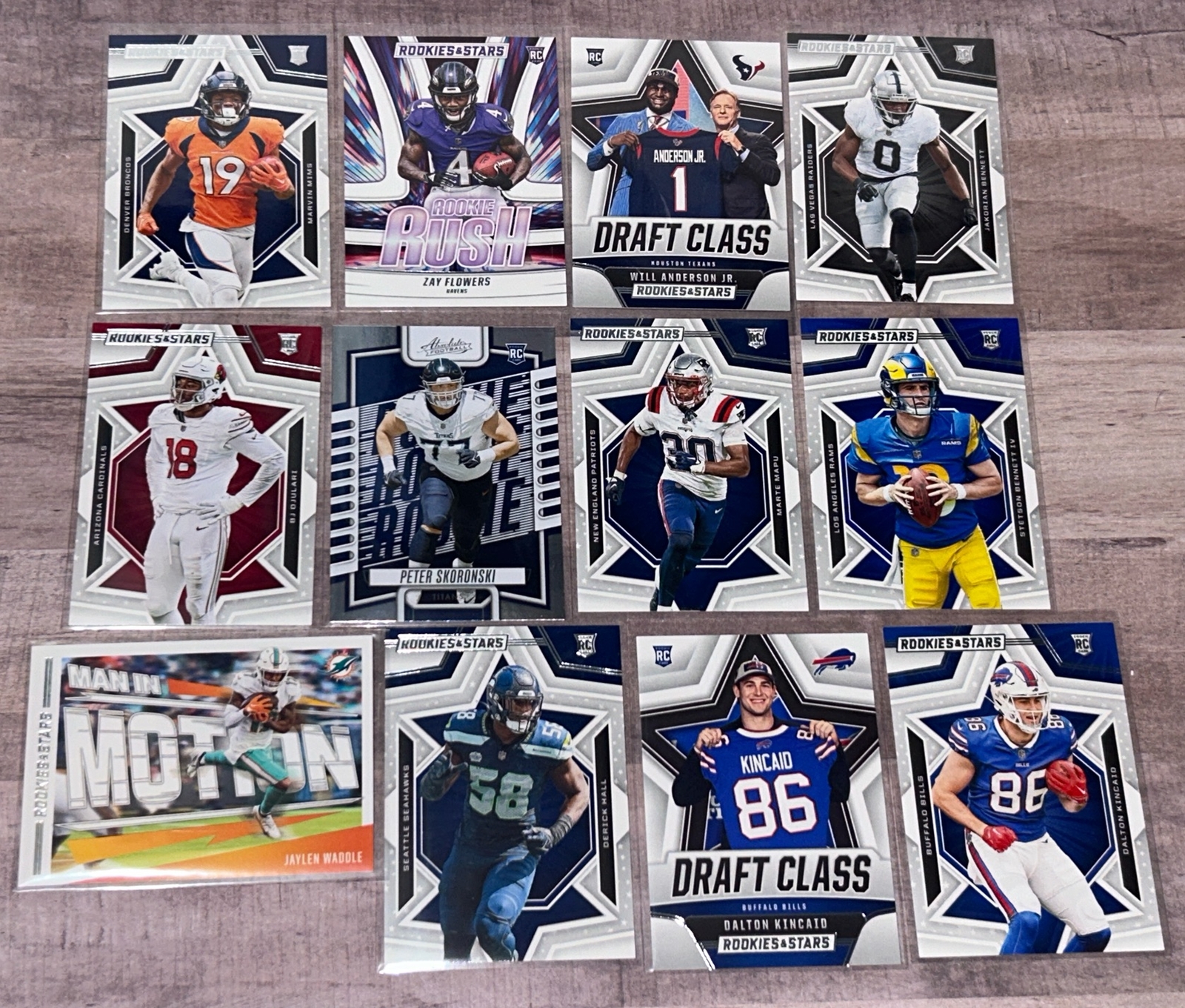 Football Bulk Card Lot Rookies, Stars, Vets and Inserts Lot 12 Mint | eBay