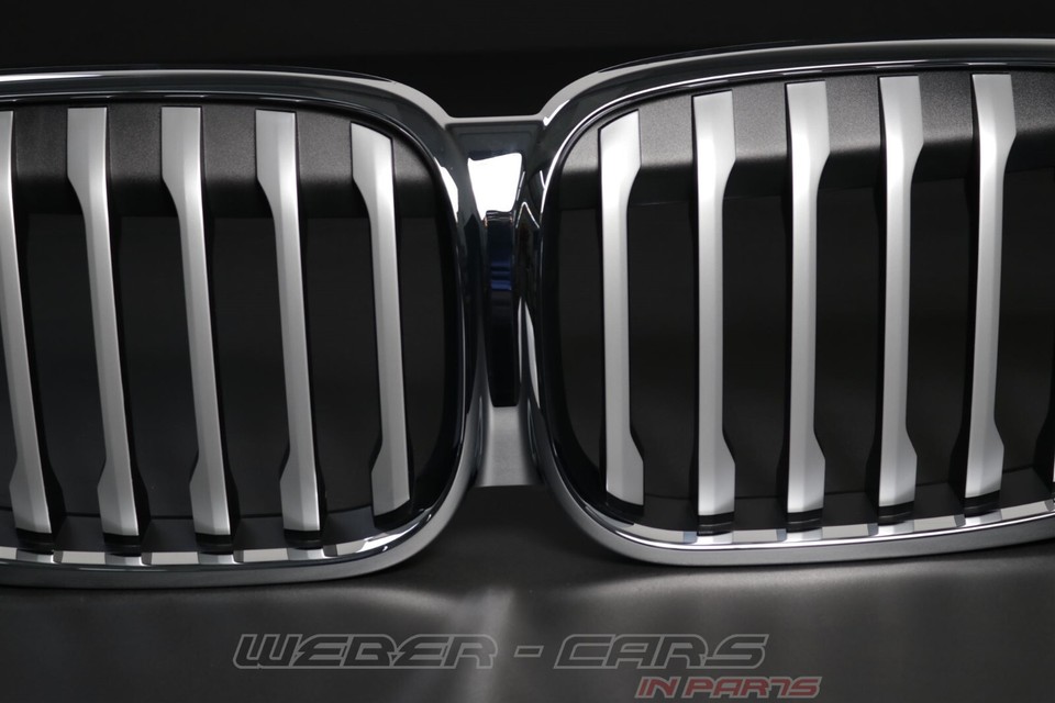 51138493451 Kühler Grill Ziergitter Front X-LINE Stoßstange BMW X1 F48 ...