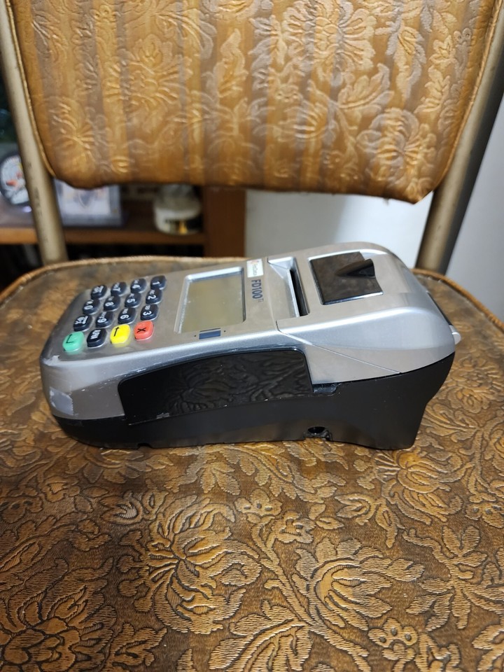 FIRST DATA FD100 TI Merchant Terminal Card Reader Scanner w/AC Adapter ...