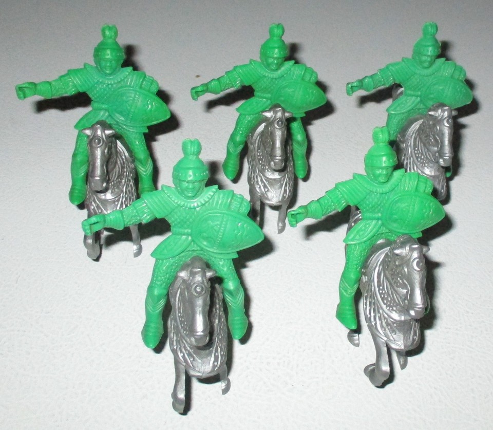 Lido 1960s 65MM Knights Mounted on Horses with Screws | eBay