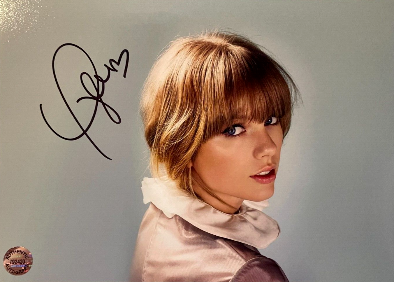 TAYLOR SWIFT Signed 5x7 inch Color Photo Original Autograph w/COA | eBay
