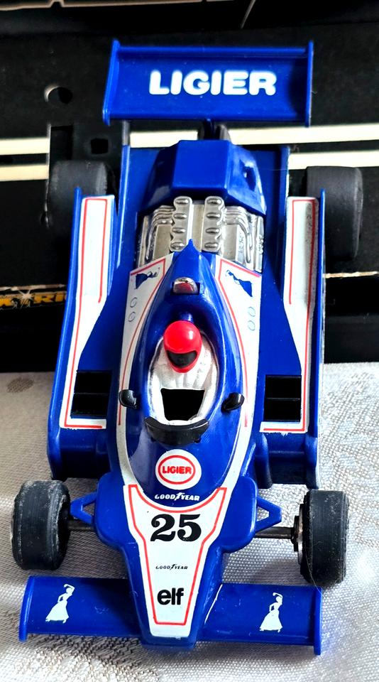 Scalextric Ligier JS11 C137 | eBay UK