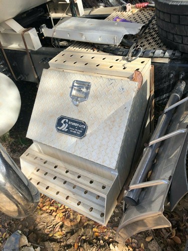 STURDY LITE FRAME MOUNTED 18" STEP TOOL BOX | eBay