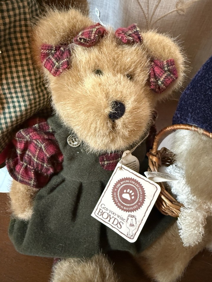 Boyd’s Bears Lot Of 3 9” - 13” With Tags (Melinda Mcgrind Tag Is Signed ...