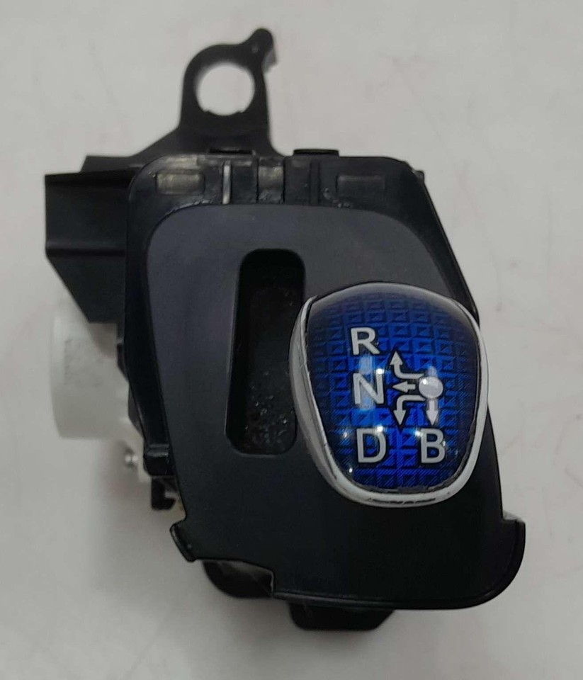 2012 - 2015 Toyota Prius V Automatic Gear Shifter Assembly OEM 33550 ...