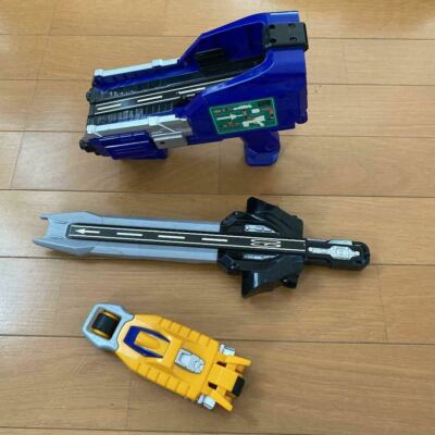 Power Rangers RPM Goonger Racing Bullet & Garage Launcher & Road Saber ...
