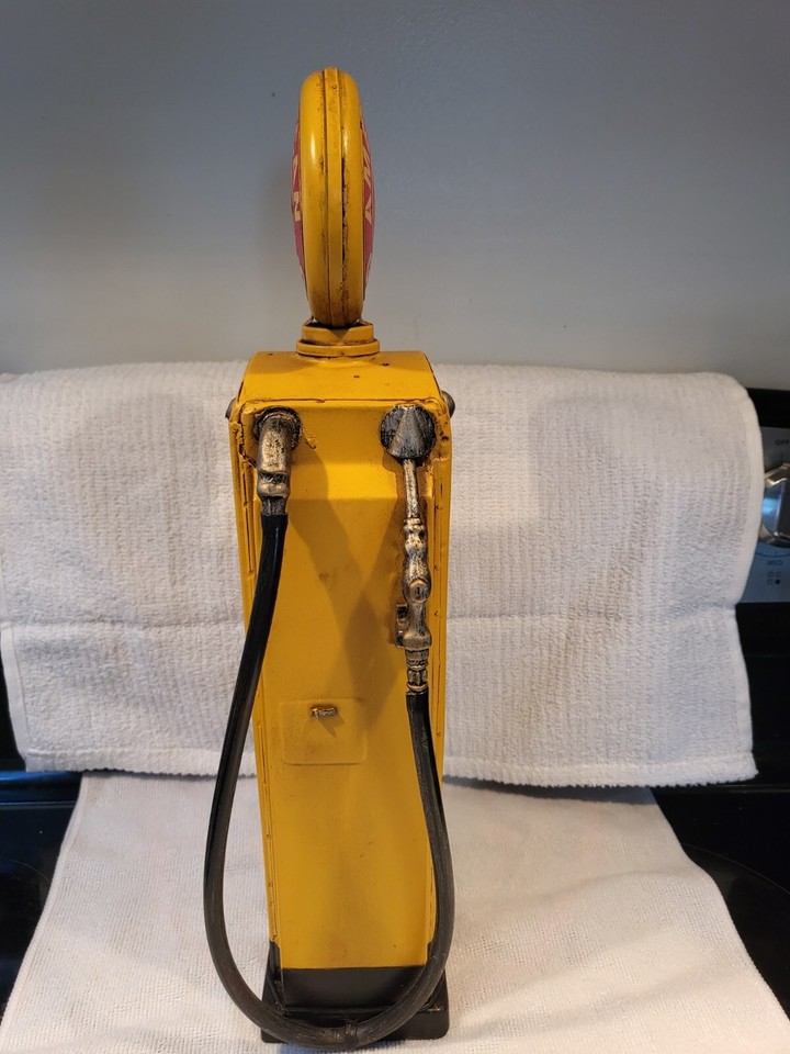 GAS FUEL GASOLINE DINO PUMP HANDMADE DECORATIVE VINTAGE TIN PLATE 17 ...