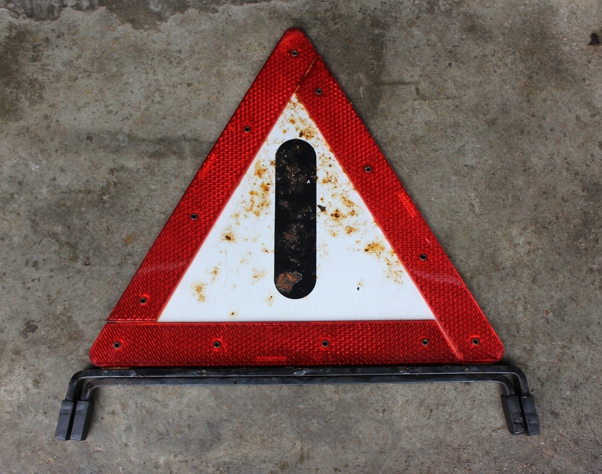 Mercedes Benz Dashboard Symbols Red Triangle - Infoupdate.org