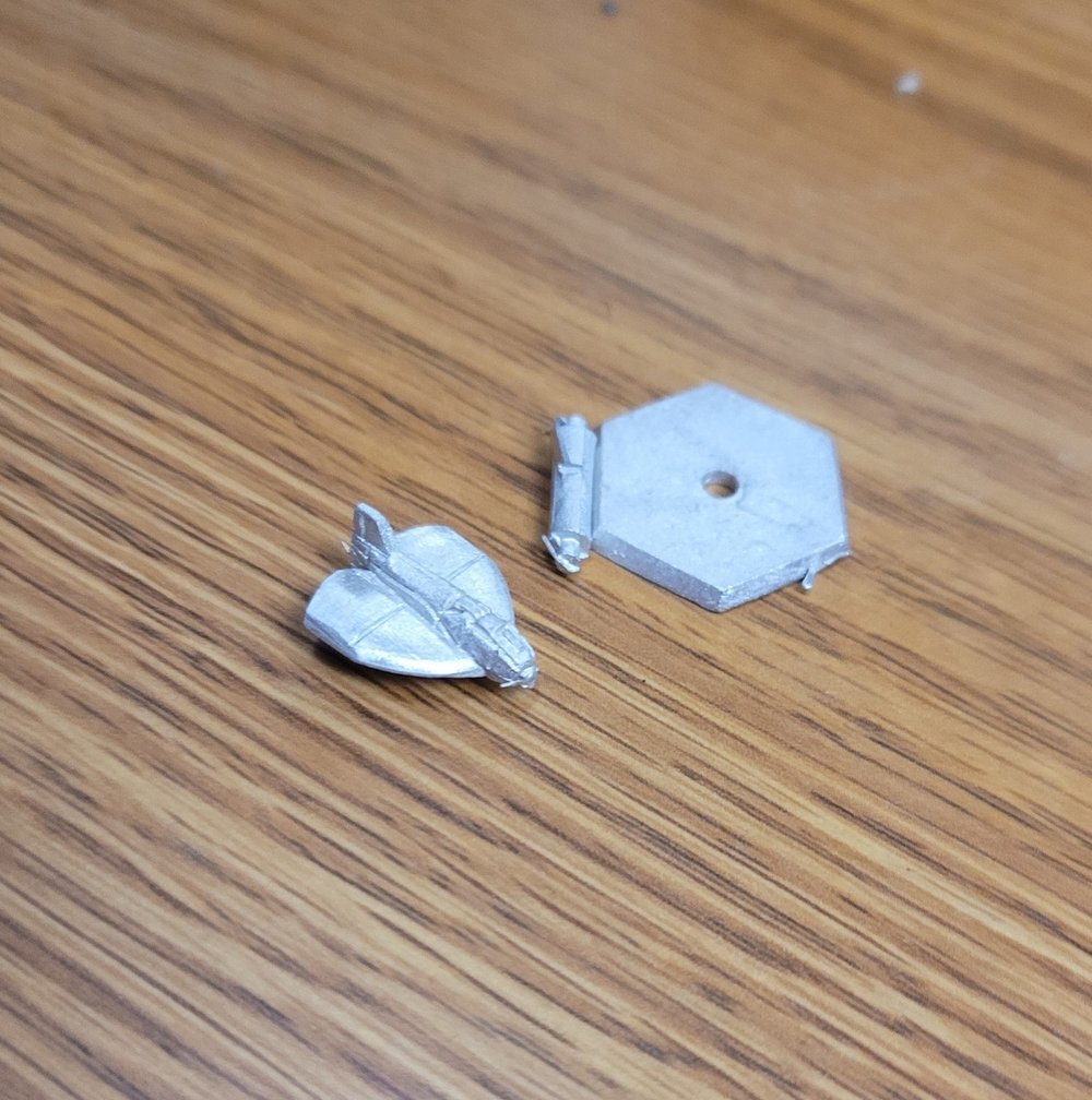 BattleTech *IWM BT-050 Condor Dropship (*See Per Order Flat Rate ...