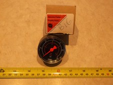 Fisher 60psi Pressure Gauge 18B7713X032 for sale online | eBay