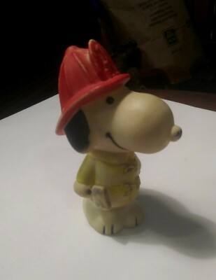 Vintage 1966 Snoopy Fireman Squeak Toy - United Features Syndicate Inc ...