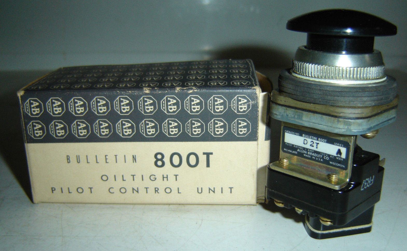 Allen Bradley AB 800T-D2T 800TD2T Push Button Switch | eBay