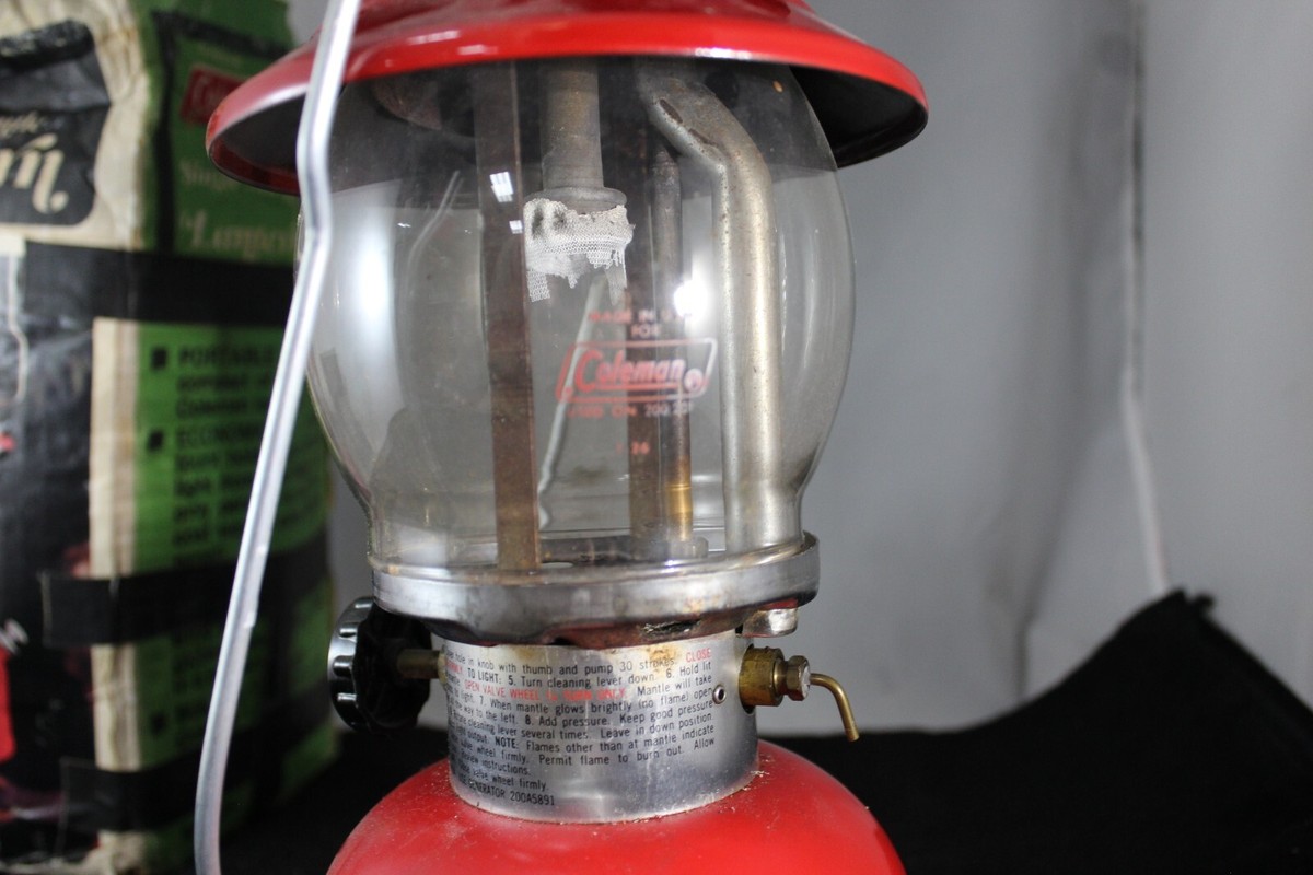 Coleman 200A Red Lantern Single Mantle Lantern 09/76 In Box Coleman 200A Red Lantern Single Mantle Lantern 09/76 In Box