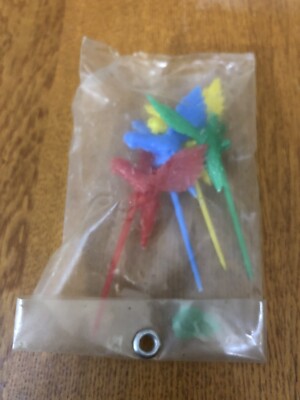 VINTAGE SEALED PACK OF 4 PLASTIC PARROT COCKTAIL STICKS MAN CAVE HOME ...