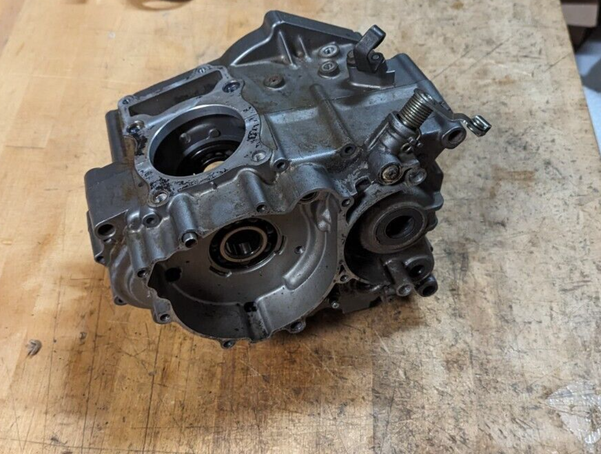 YAMAHA TTR250 TTR 250 Crankcase set crank case left right | eBay