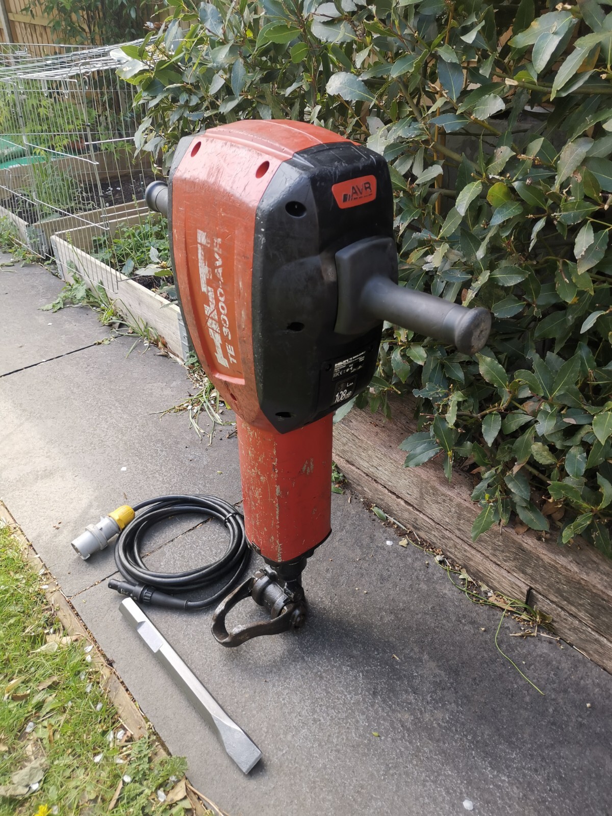 Hilti TE3000 - AVR Heavy Duty Concrete Breaker Hammer 110v Chisels for ...